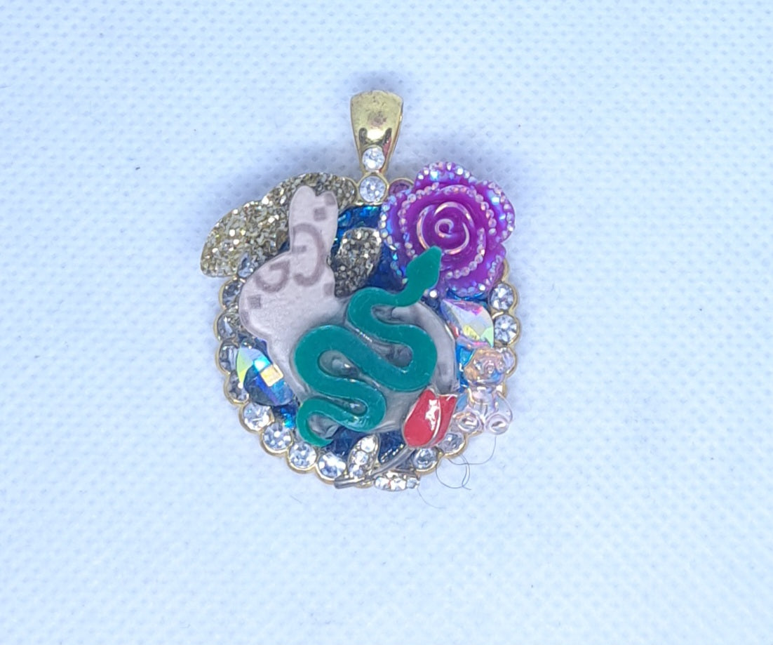 Junk/3D Charm Pendants to be used with jewelry, bracelet making ...
